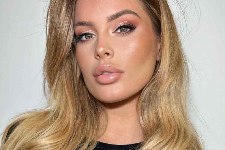 Sophie Codegoni, la foto al nono mese di gravidanza commuove i fan ...